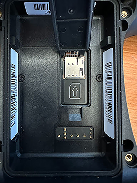 Inserting a SIM card (optional)